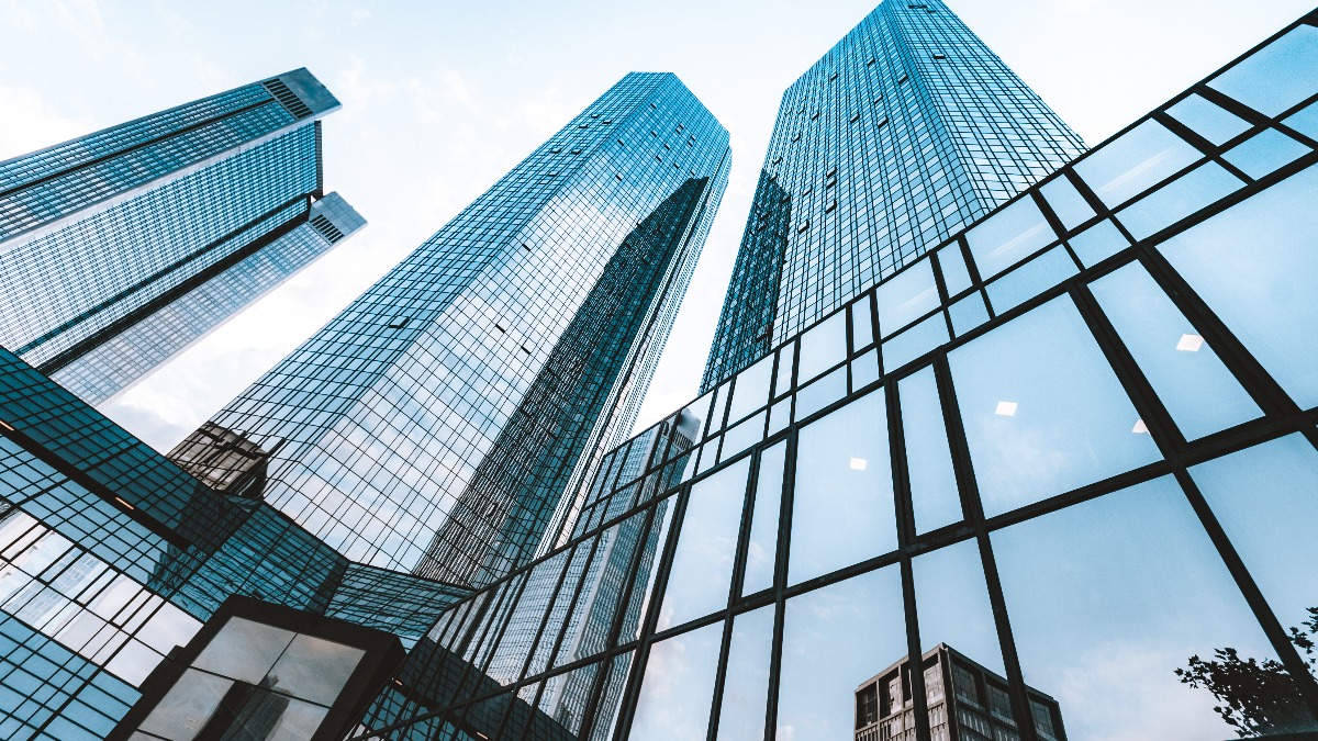 Effective Corporate Real Estate Management - Build Analysis